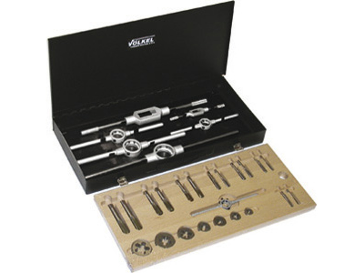 UTENSILI PER FILETTARE IN ASSORTIMENTO IN CASSETTA FILETTATURA ...